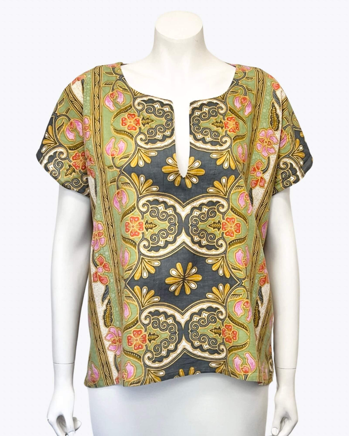 Boom Shankar Sundar Top Size 16 – Red Door Store Australia